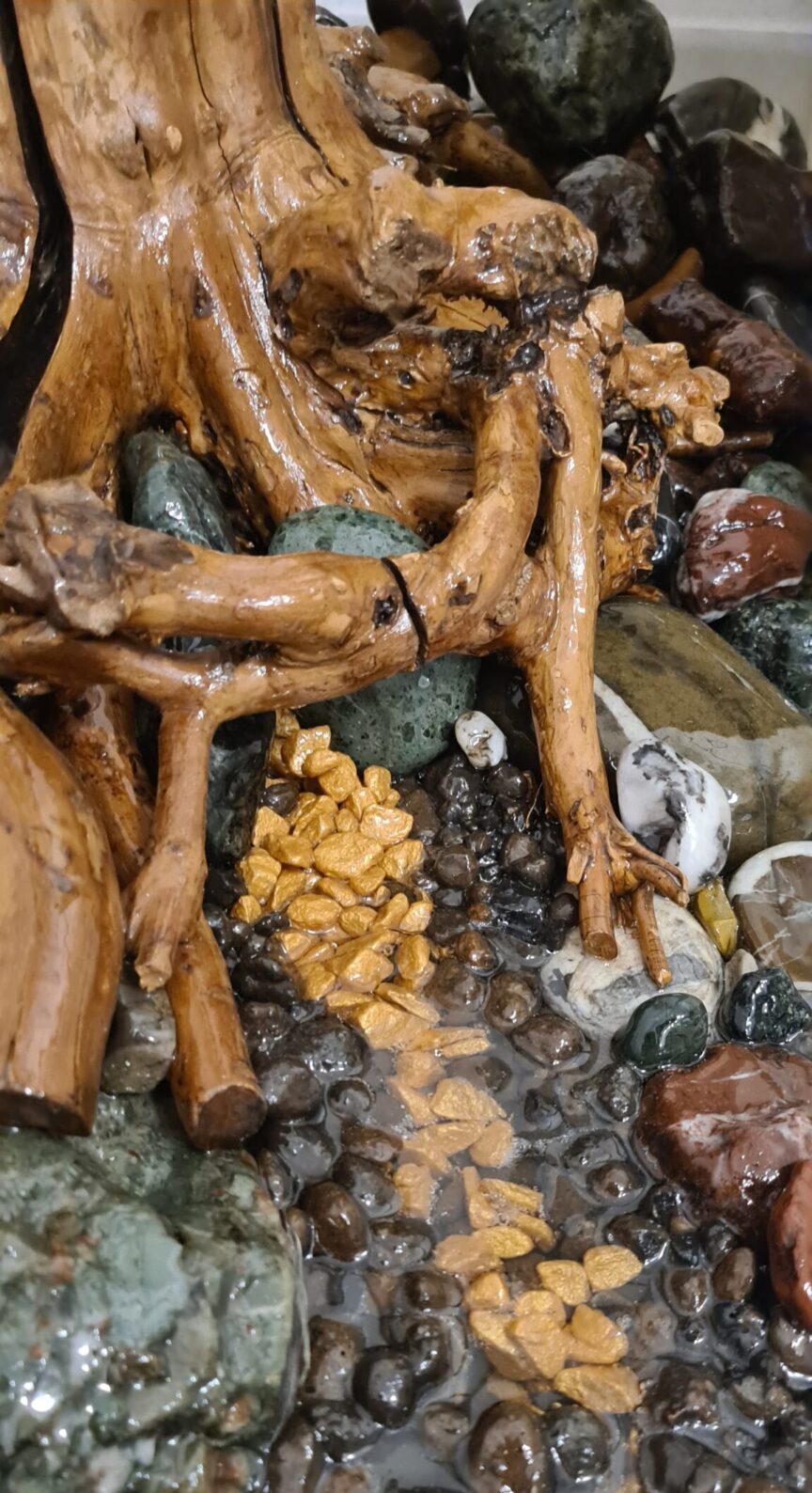 Real tree with epoxy resin stream pedestal | #LRCrafts