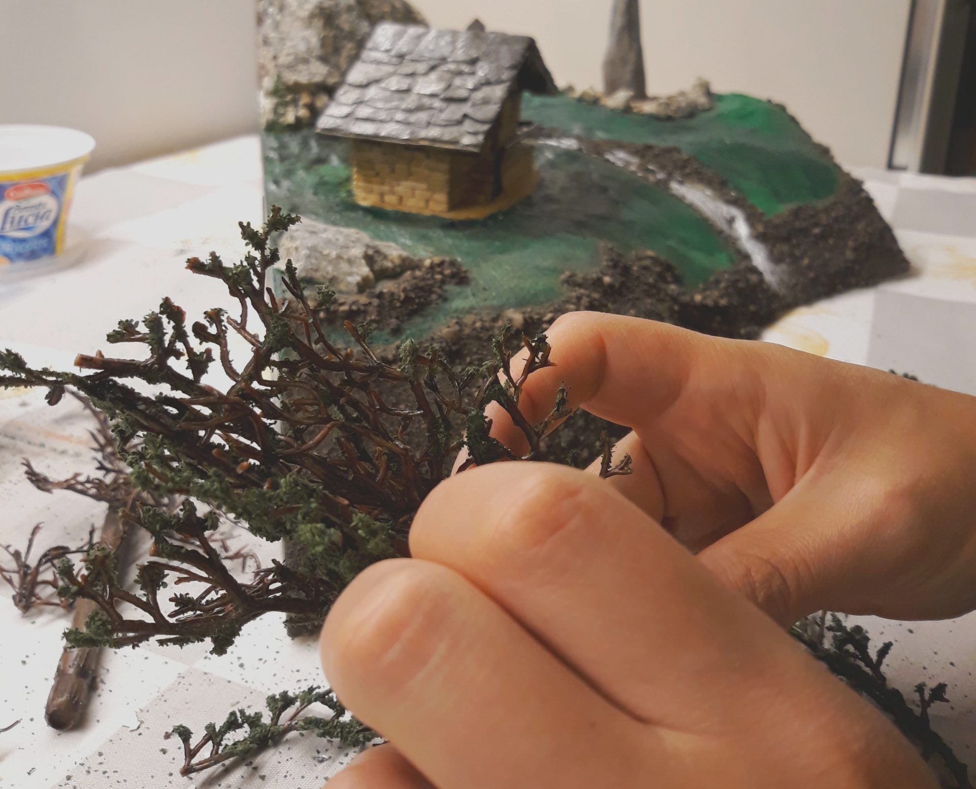 Mountain diorama with real rocks and epoxy resin: dedicated to Celtica ...