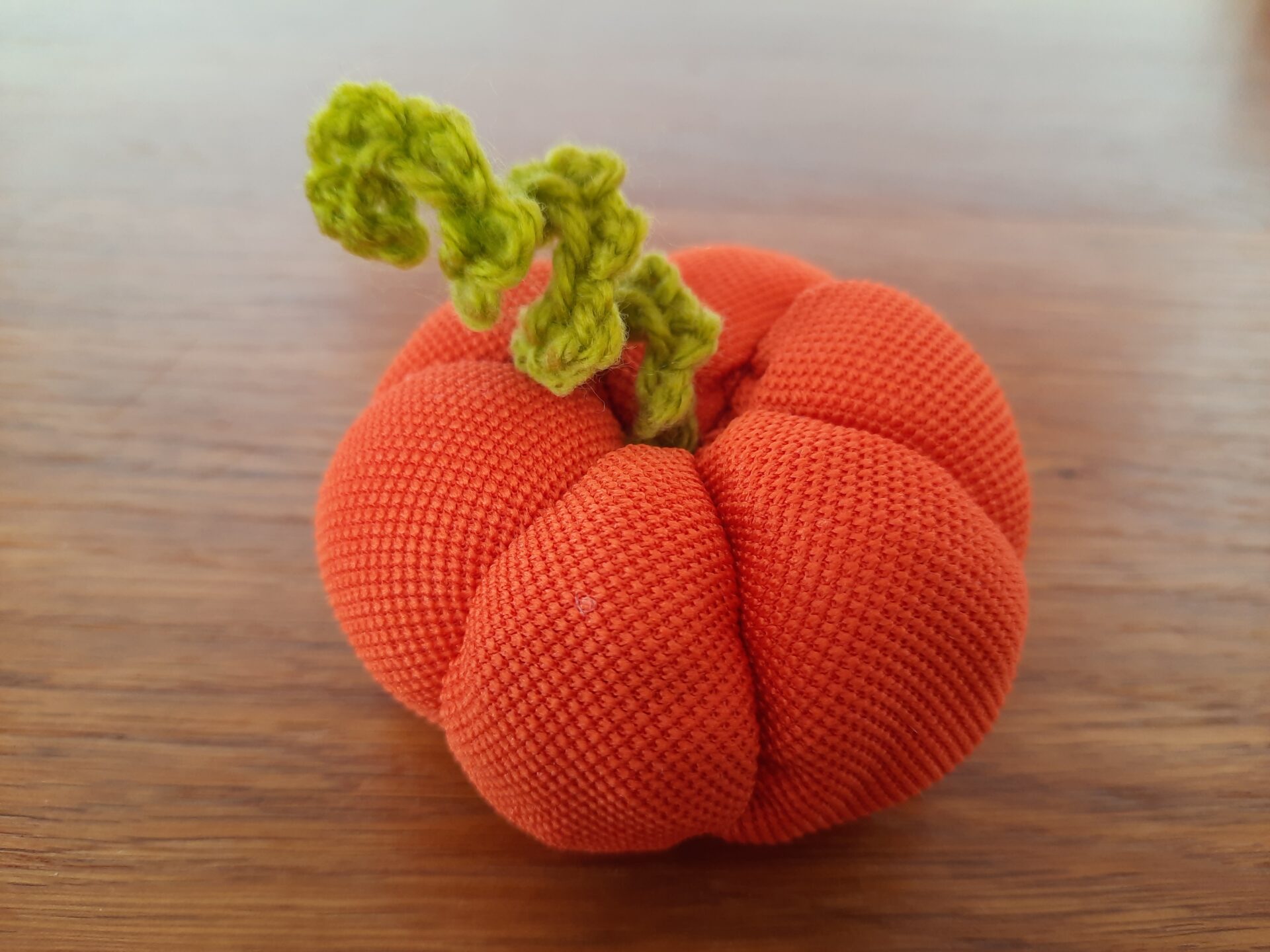 Sewn pumpkins | #LRCrafts