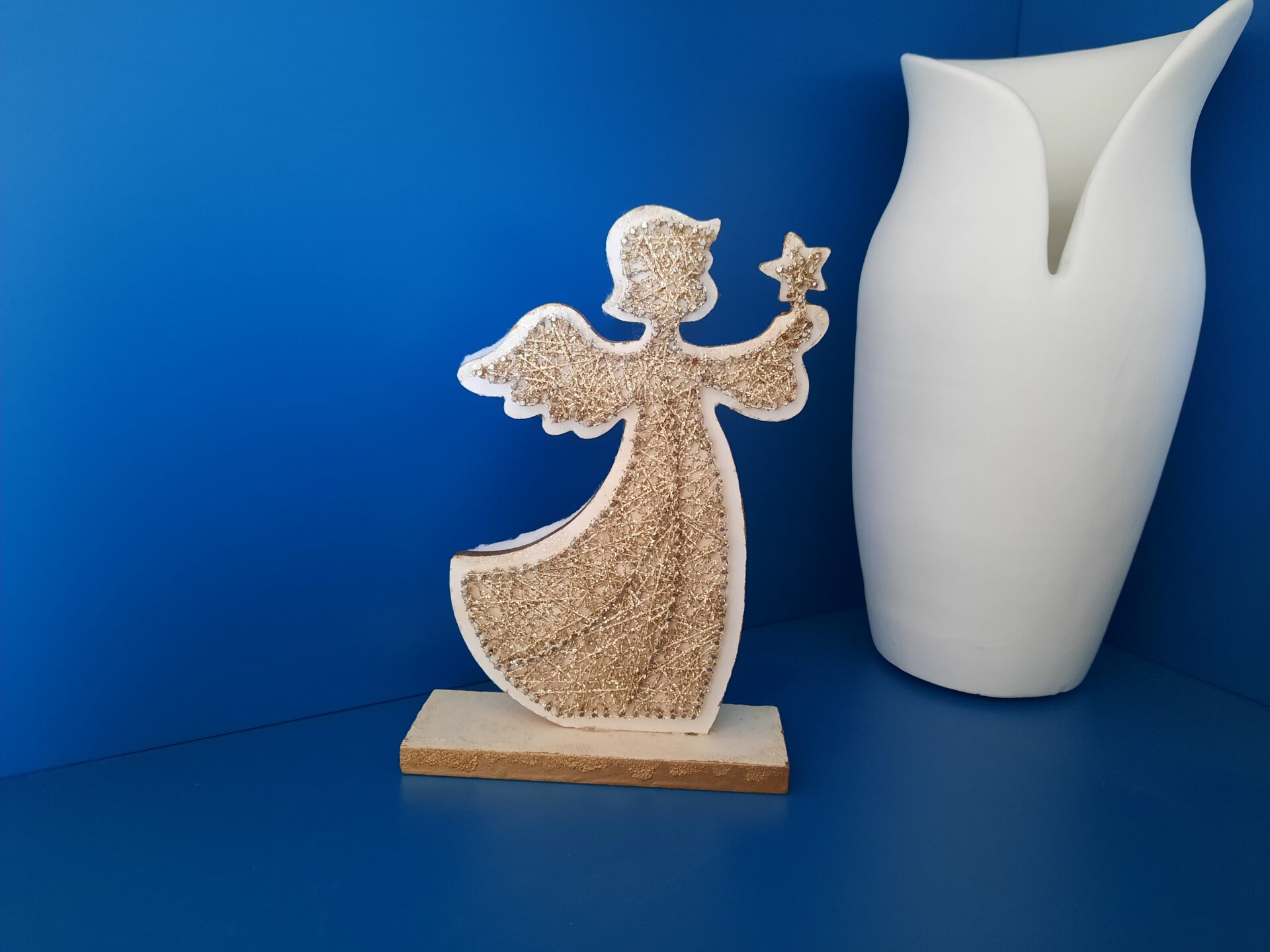 How to string art: an easy craft with nails and thread | #LRCrafts