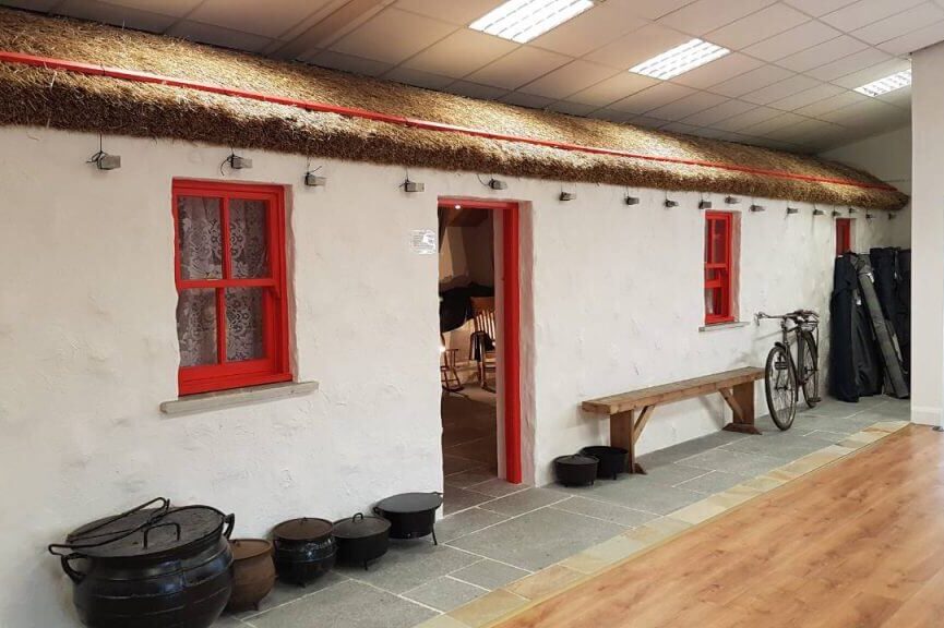 The Triona Donegal Tweed Visitors Centre in Ireland | #LRCrafts