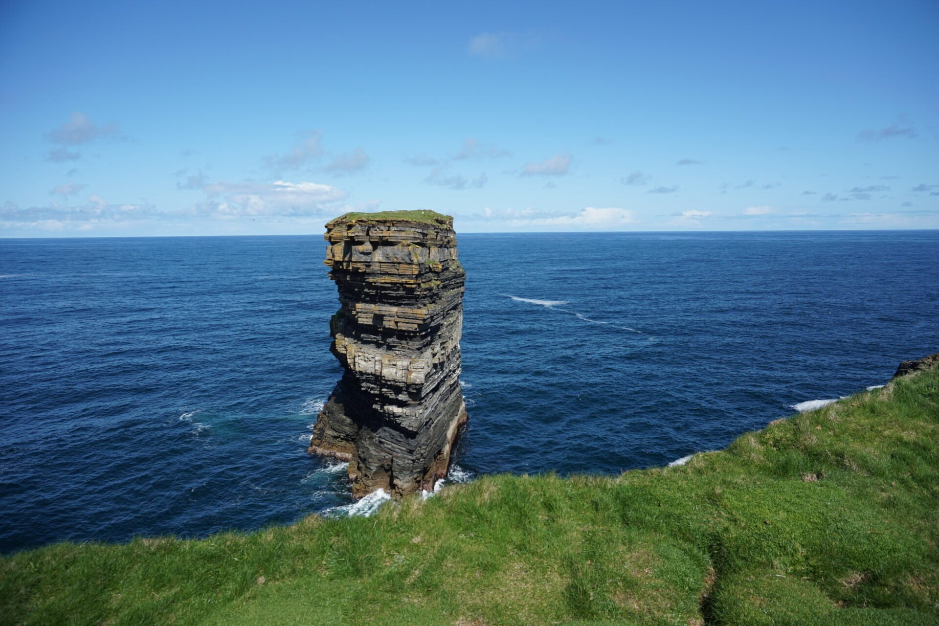 The Triona Donegal Tweed Visitors Centre in Ireland | #LRCrafts