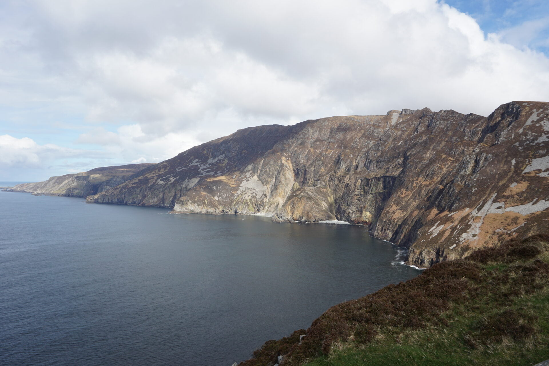 The Triona Donegal Tweed Visitors Centre in Ireland | #LRCrafts