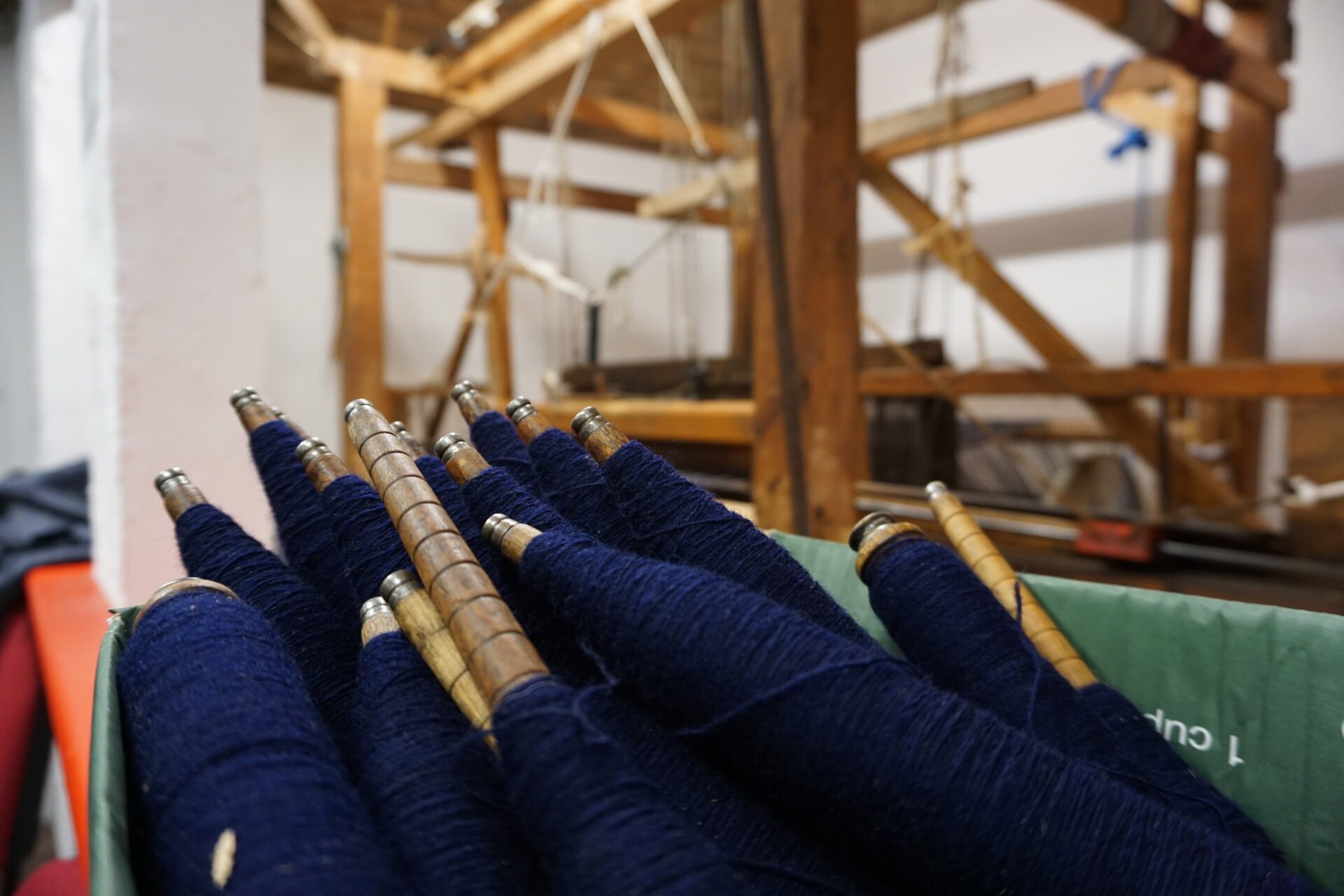 The Triona Donegal Tweed Visitors Centre in Ireland | #LRCrafts