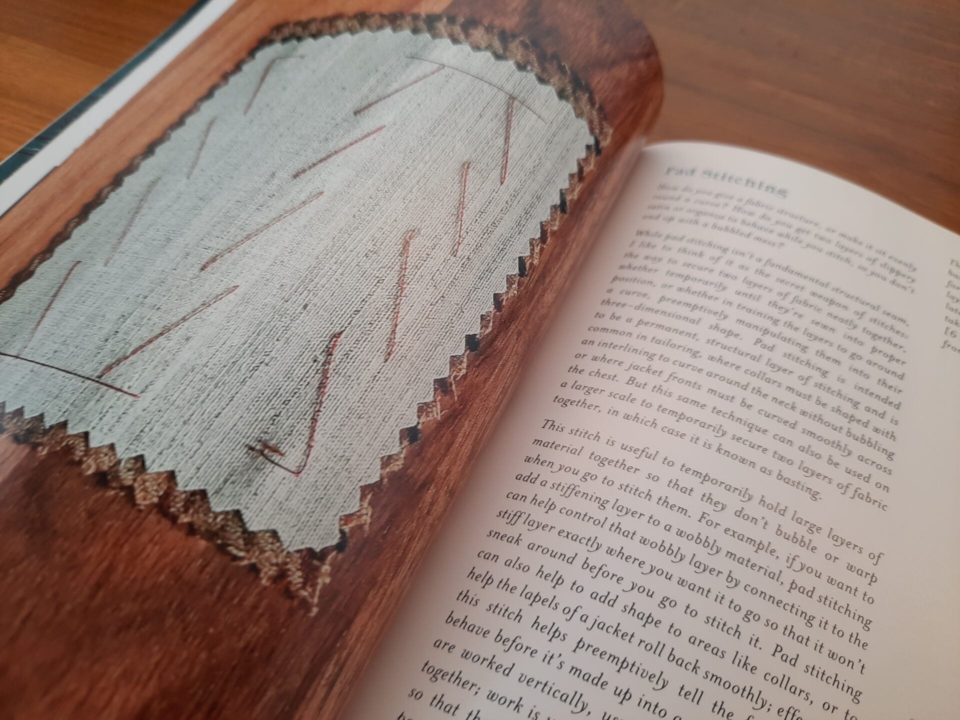 "Make, sew and mend" by Bernadette Banner: a book review | #LRCrafts