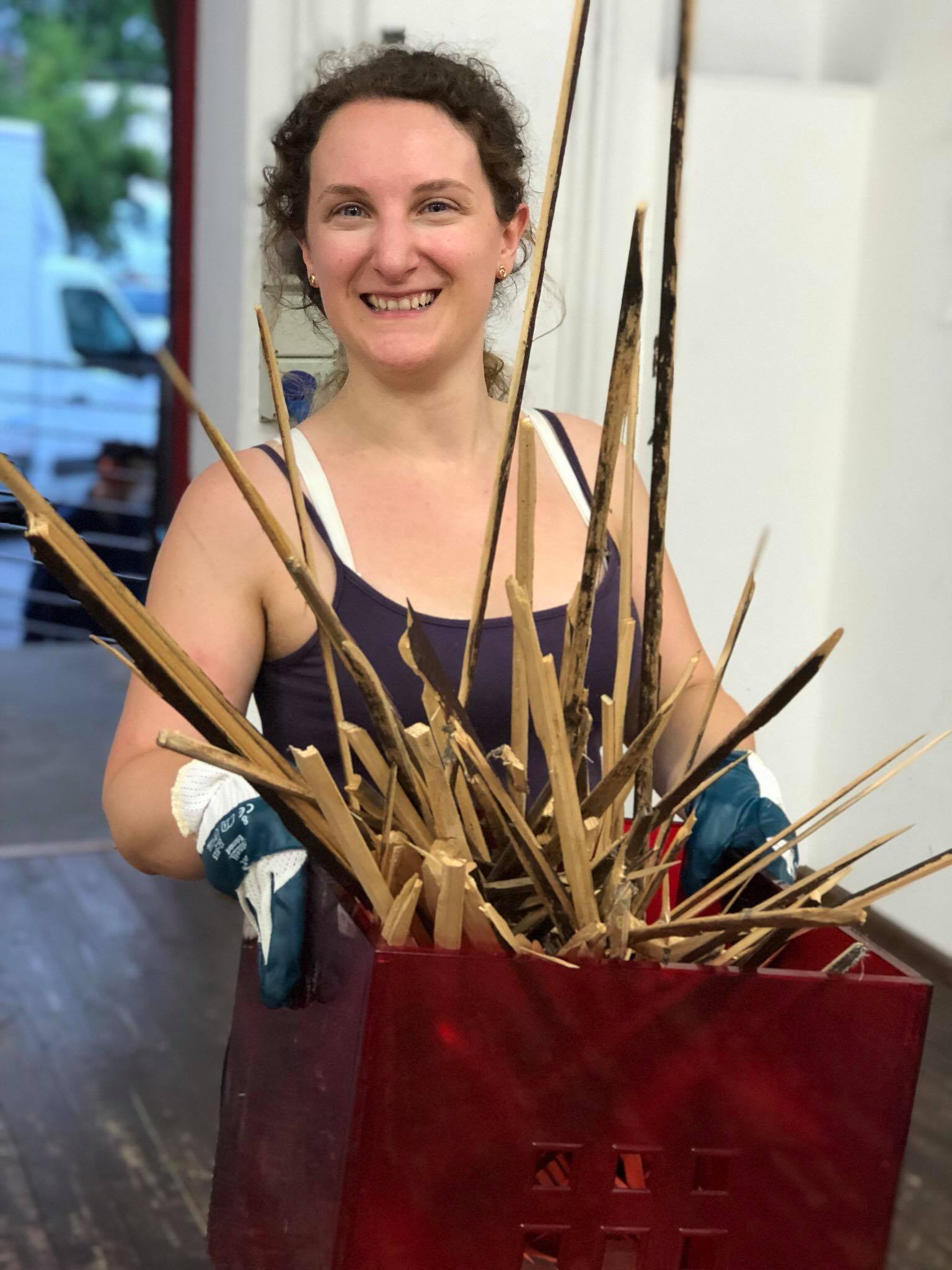 An Irish dance string art project | #LRCrafts