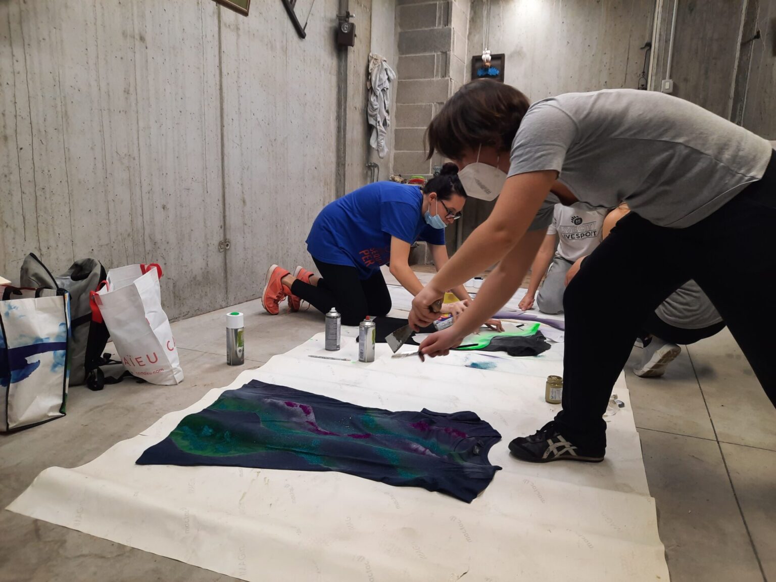 Crafting Irish dance show costumes with our friends | #LRCrafts