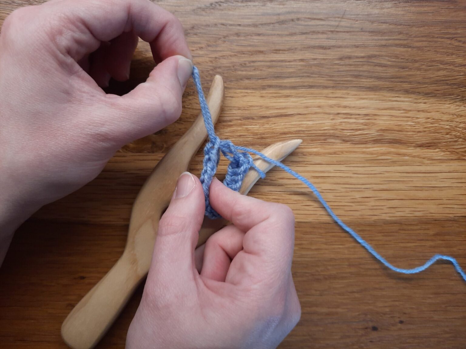 Lucet tips: how to make a loop | #LRCrafts