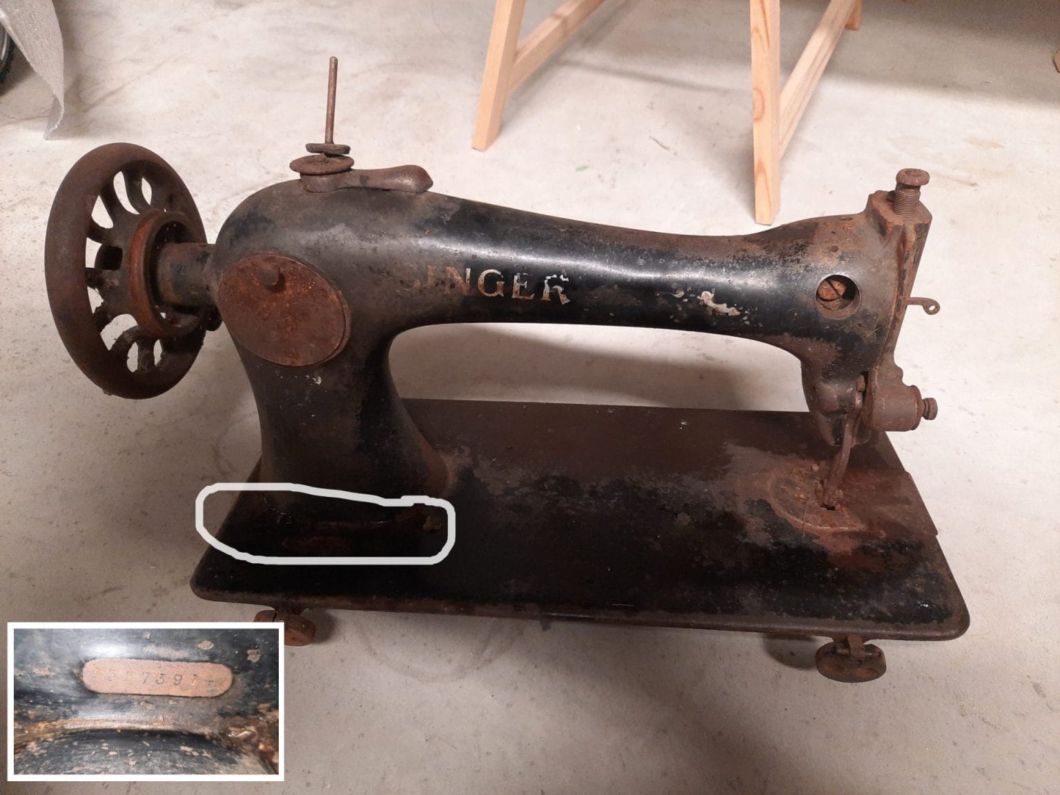 Singer sewing machines serial number search: date your machine | #LRCrafts