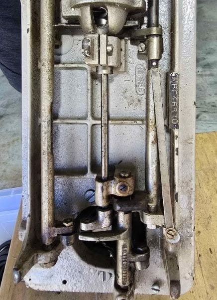 The sewing machines produced in the Singer factory in Monza (Italy) | # ...