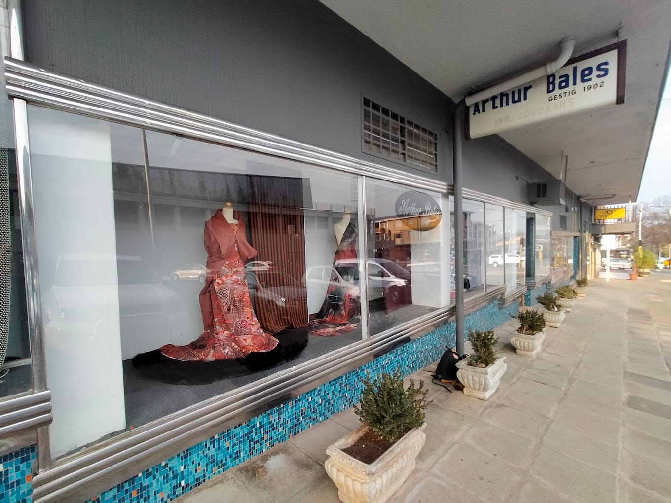 Arthur Bales , embroidery shop in South Africa | #LRCrafts