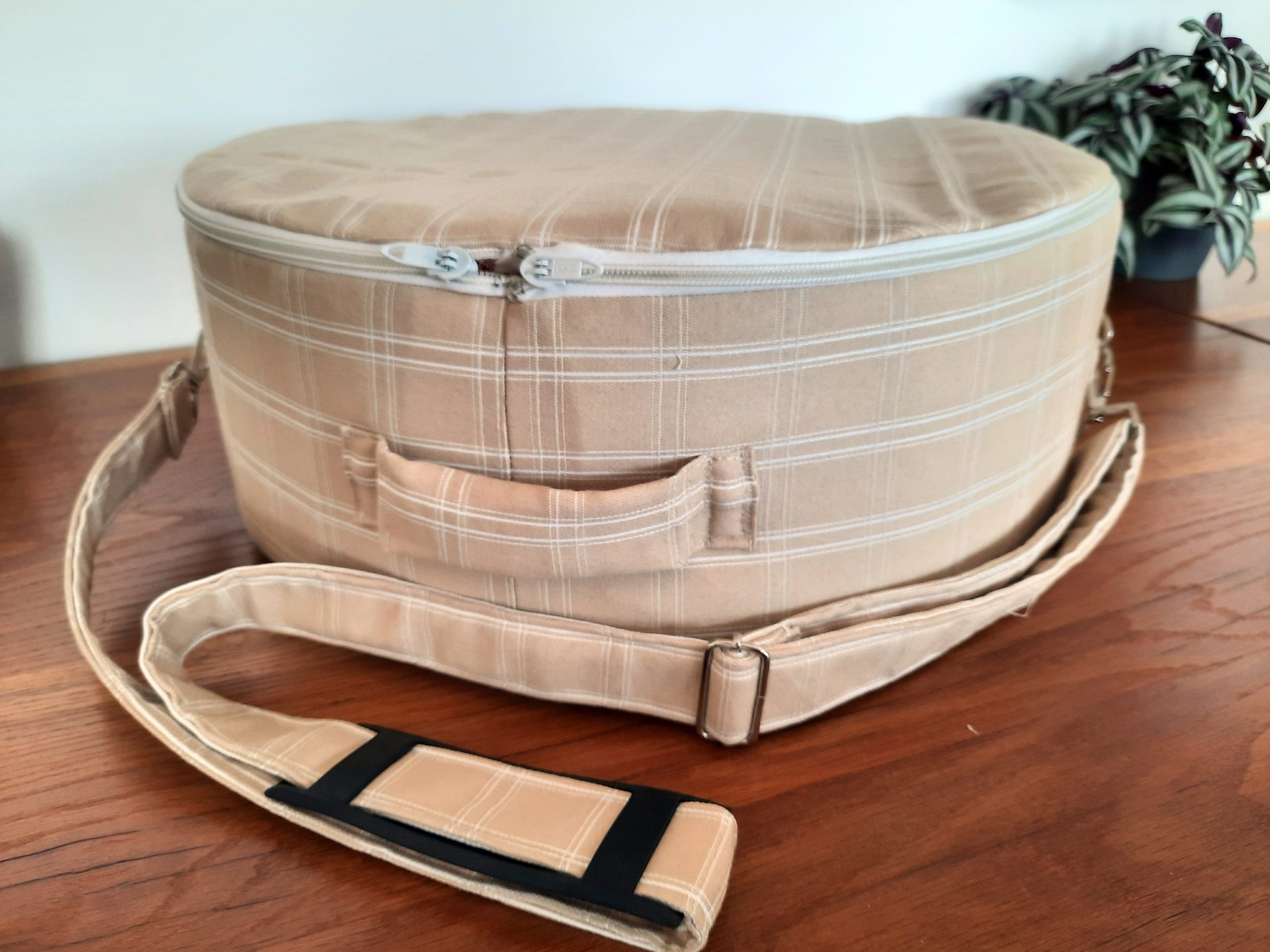Drum bag (for bodhràn) made to measure | #LRCrafts